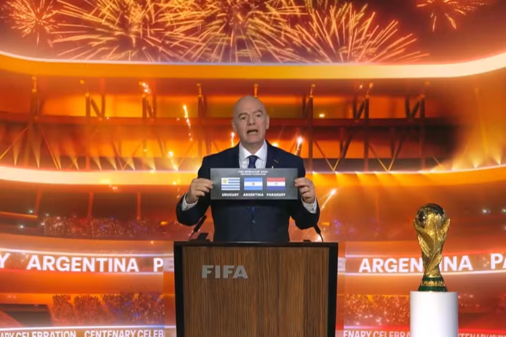 Fifa define sedes das Copas de 30 e 34: pela primeira vez a competição ...